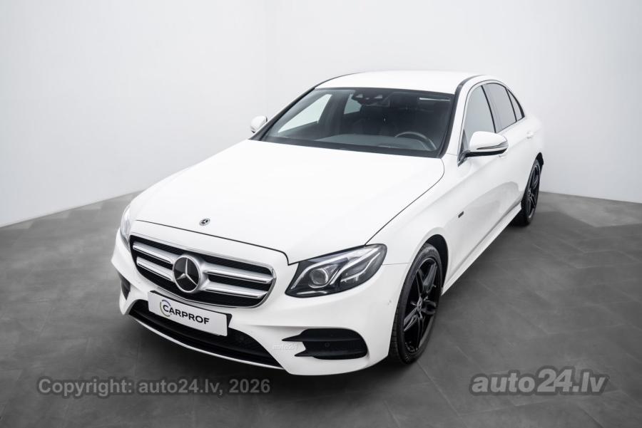Balts Mercedes-Benz E-Class 2018 Tallina, ar dzinēja tilpumu 2.00 L un nobraukumu 112 tūkst. km par 19999 €, foto 1 vietnē AUTOMOTO.COM.LV