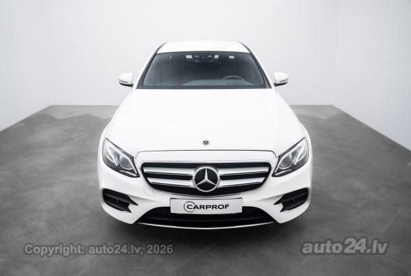 White Mercedes-Benz E-Class 2018 in Tallinn, with an engine capacity of 2.00 L and mileage of 112 thousand km for 19999 €, photo 2 on AUTOMOTO.COM.LV