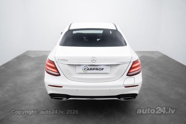White Mercedes-Benz E-Class 2018 in Tallinn, with an engine capacity of 2.00 L and mileage of 112 thousand km for 19999 €, photo 6 on AUTOMOTO.COM.LV