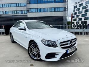 Balts Mercedes-Benz E-Class 2018 Tallina, ar dzinēja tilpumu 2.00 L un nobraukumu 175 tūkst. km par 18990 €, foto  vietnē AUTOMOTO.COM.LV