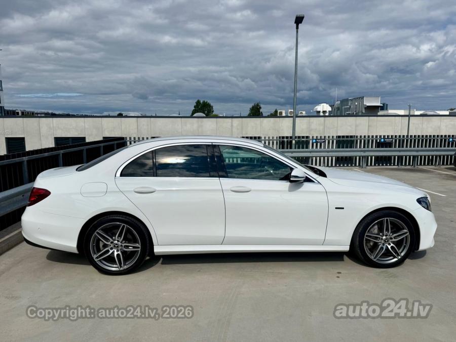 Balts Mercedes-Benz E-Class 2018 Tallina, ar dzinēja tilpumu 2.00 L un nobraukumu 175 tūkst. km par 18990 €, foto 6 vietnē AUTOMOTO.COM.LV