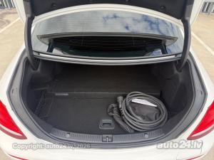 Balts Mercedes-Benz E-Class 2018 Tallina, ar dzinēja tilpumu 2.00 L un nobraukumu 175 tūkst. km par 18990 €, foto 15 vietnē AUTOMOTO.COM.LV