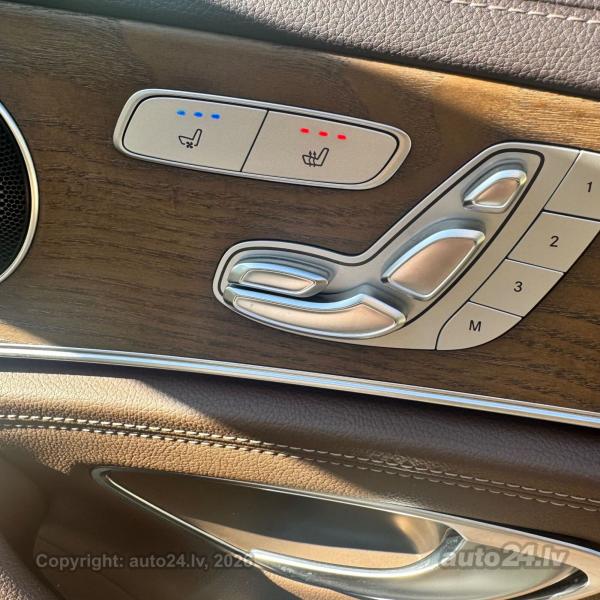 Balts Mercedes-Benz E-Class 2018 Tallina, ar dzinēja tilpumu 2.00 L un nobraukumu 95 tūkst. km par 34900 €, foto 9 vietnē AUTOMOTO.COM.LV
