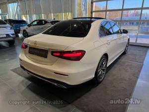 Balts Mercedes-Benz E-Class 2020 Pērnava, ar dzinēja tilpumu 2.90 L un nobraukumu 106 tūkst. km par 42900 €, foto 3 vietnē AUTOMOTO.COM.LV