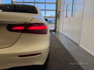 Balts Mercedes-Benz E-Class 2020 Pērnava, ar dzinēja tilpumu 2.90 L un nobraukumu 106 tūkst. km par 42900 €, foto 24 vietnē AUTOMOTO.COM.LV