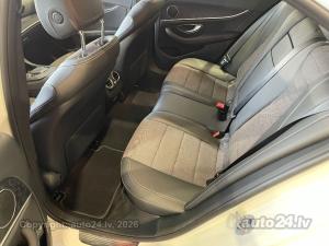 Balts Mercedes-Benz E-Class 2020 Pērnava, ar dzinēja tilpumu 2.00 L un nobraukumu 111 tūkst. km par 27500 €, foto 5 vietnē AUTOMOTO.COM.LV
