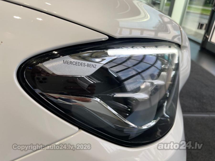 Balts Mercedes-Benz E-Class 2020 Pērnava, ar dzinēja tilpumu 2.00 L un nobraukumu 111 tūkst. km par 27500 €, foto 24 vietnē AUTOMOTO.COM.LV