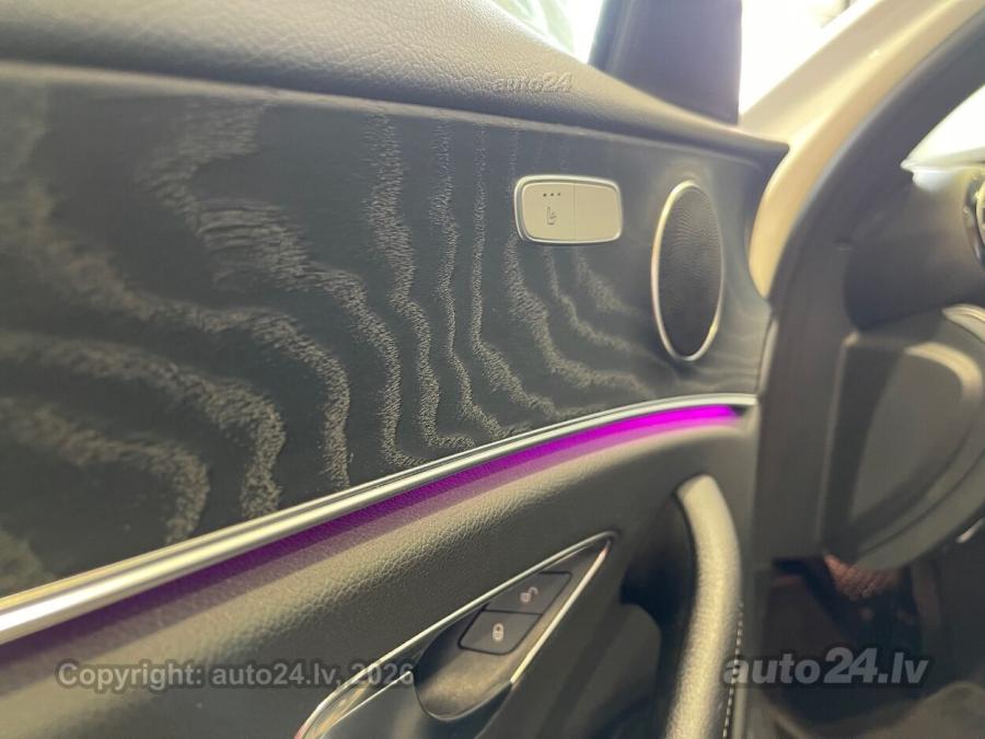 Balts Mercedes-Benz E-Class 2020 Pērnava, ar dzinēja tilpumu 2.00 L un nobraukumu 111 tūkst. km par 27500 €, foto 25 vietnē AUTOMOTO.COM.LV