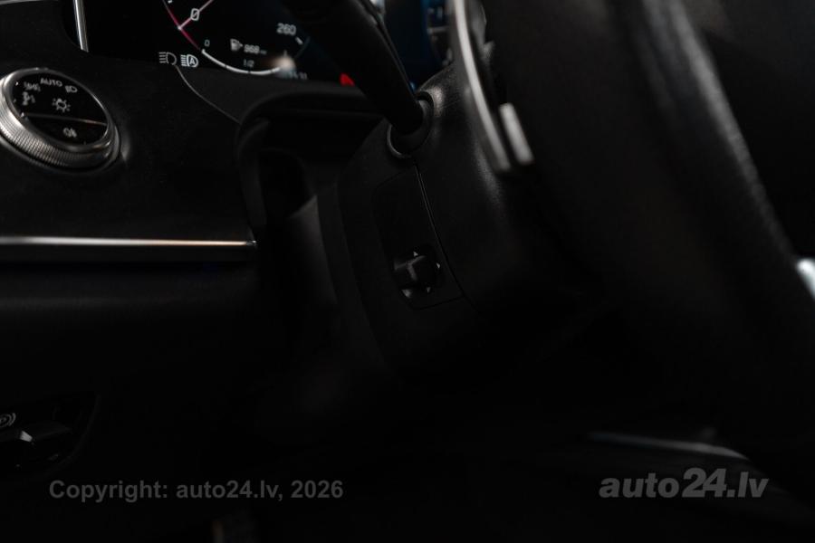 Balts Mercedes-Benz E-Class 2025 Rīga, ar dzinēja tilpumu 2.00 L un nobraukumu 33 tūkst. km par 51600 €, foto 19 vietnē AUTOMOTO.COM.LV