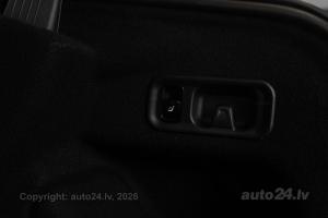 Balts Mercedes-Benz E-Class 2025 Rīga, ar dzinēja tilpumu 2.00 L un nobraukumu 33 tūkst. km par 51600 €, foto 31 vietnē AUTOMOTO.COM.LV