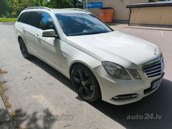 Balts Mercedes-Benz E-Class 2011 Tartu, ar dzinēja tilpumu 3.00 L un nobraukumu 287 tūkst. km par 8400 €, foto 8 vietnē AUTOMOTO.COM.LV