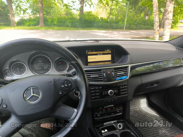 Balts Mercedes-Benz E-Class 2011 Tartu, ar dzinēja tilpumu 3.00 L un nobraukumu 287 tūkst. km par 8400 €, foto 9 vietnē AUTOMOTO.COM.LV