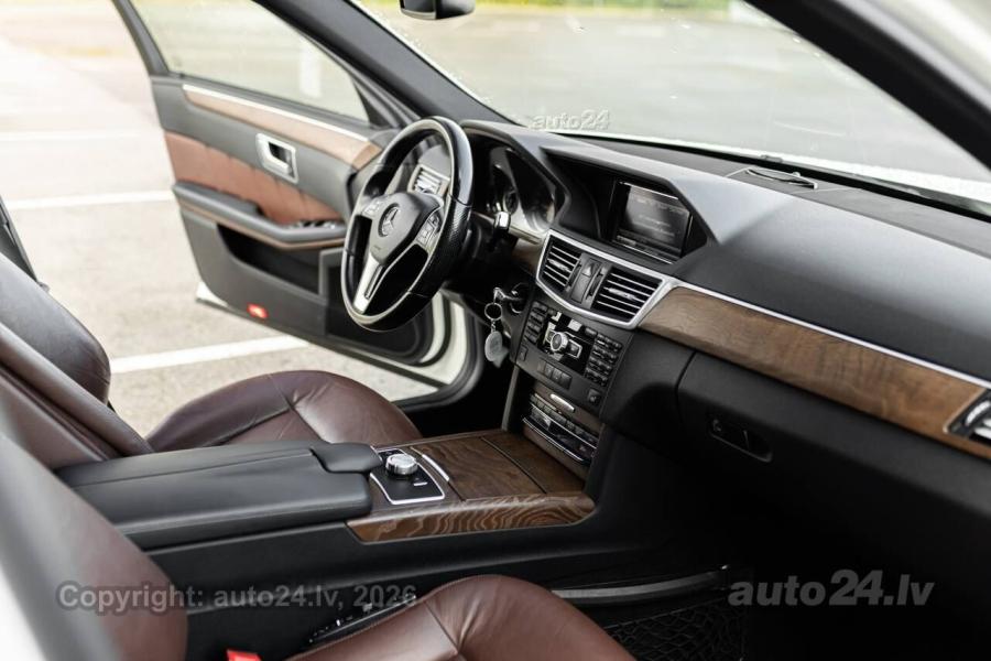 White Mercedes-Benz E-Class 2013 in Tallinn, with an engine capacity of 3.00 L and mileage of 286 thousand km for 10990 €, photo 11 on AUTOMOTO.COM.LV