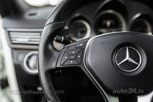 White Mercedes-Benz E-Class 2013 in Tallinn, with an engine capacity of 3.00 L and mileage of 286 thousand km for 10990 €, photo 15 on AUTOMOTO.COM.LV