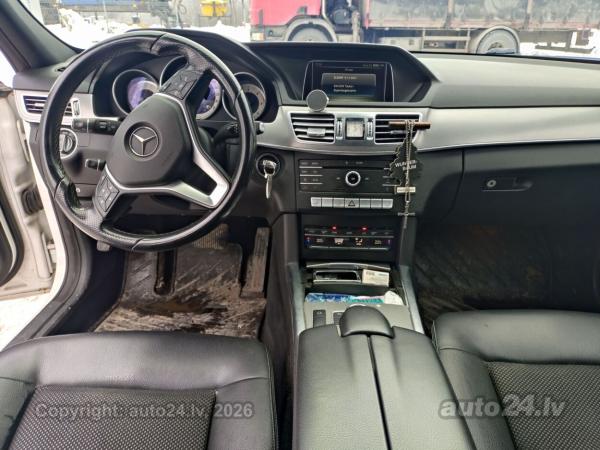 White Mercedes-Benz E-Class 2015 in Tallinn, with an engine capacity of 2.10 L and mileage of 316 thousand km for 11900 €, photo 6 on AUTOMOTO.COM.LV