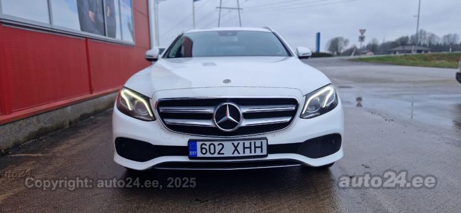 White Mercedes-Benz E-Class 2017 in Viljandi, with an engine capacity of 2.00 L and mileage of 305 thousand km for 16800 €, photo 4 on AUTOMOTO.COM.LV
