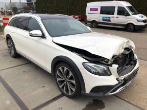 Balts Mercedes-Benz E-Class 2017 Kauņa, ar dzinēja tilpumu 1.95 L un nobraukumu 227 tūkst. km par 11499 €, foto  vietnē AUTOMOTO.COM.LV