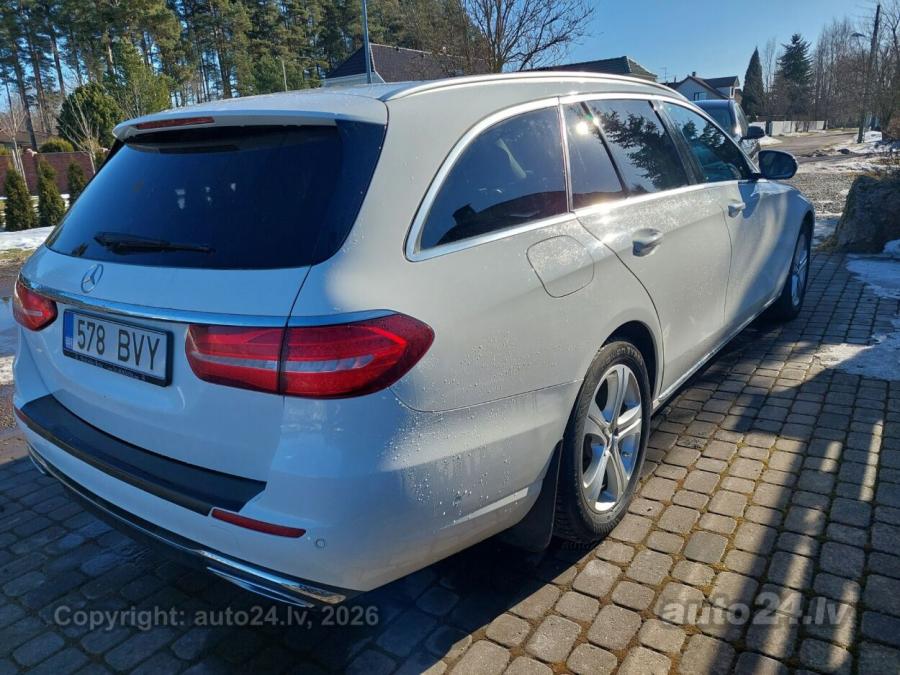 Balts Mercedes-Benz E-Class 2017 Tallina, ar dzinēja tilpumu 2.00 L un nobraukumu 117 tūkst. km par 24800 €, foto 4 vietnē AUTOMOTO.COM.LV