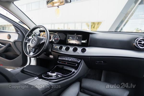 White Mercedes-Benz E-Class 2017 in Tallinn, with an engine capacity of 2.00 L and mileage of 282 thousand km for 11500 €, photo 9 on AUTOMOTO.COM.LV