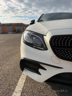 White Mercedes-Benz E-Class 2017 in Voru, with an engine capacity of 2.00 L and mileage of 281 thousand km for 18000 €, photo 6 on AUTOMOTO.COM.LV