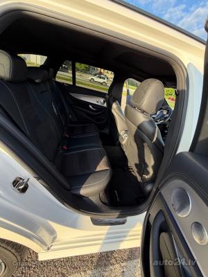 White Mercedes-Benz E-Class 2017 in Voru, with an engine capacity of 2.00 L and mileage of 281 thousand km for 18000 €, photo 20 on AUTOMOTO.COM.LV