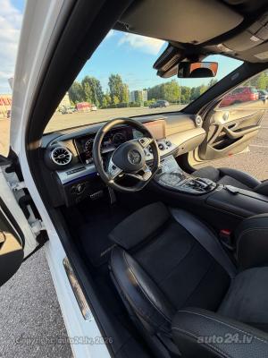 White Mercedes-Benz E-Class 2017 in Voru, with an engine capacity of 2.00 L and mileage of 281 thousand km for 18000 €, photo 24 on AUTOMOTO.COM.LV