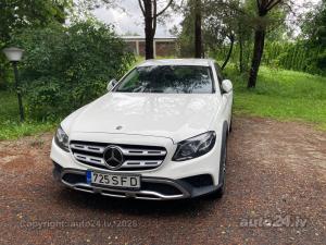 White Mercedes-Benz E-Class 2018 in Tallinn, with an engine capacity of 2.00 L and mileage of 158 thousand km for 26000 €, photo  on AUTOMOTO.COM.LV