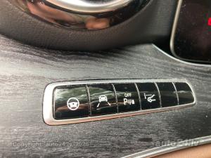 White Mercedes-Benz E-Class 2018 in Tallinn, with an engine capacity of 2.00 L and mileage of 158 thousand km for 26000 €, photo 14 on AUTOMOTO.COM.LV