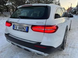 White Mercedes-Benz E-Class 2019 in Vilnius, with an engine capacity of 1.95 L and mileage of 352 thousand km for 15900 €, photo 11 on AUTOMOTO.COM.LV