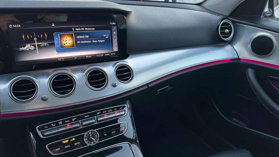 White Mercedes-Benz E-Class 2019 in Vilnius, with an engine capacity of 1.95 L and mileage of 352 thousand km for 15900 €, photo 18 on AUTOMOTO.COM.LV