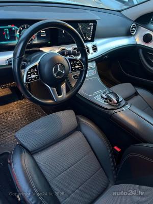 White Mercedes-Benz E-Class 2019 in Tallinn, with an engine capacity of 2.00 L and mileage of 154 thousand km for 22900 €, photo 9 on AUTOMOTO.COM.LV