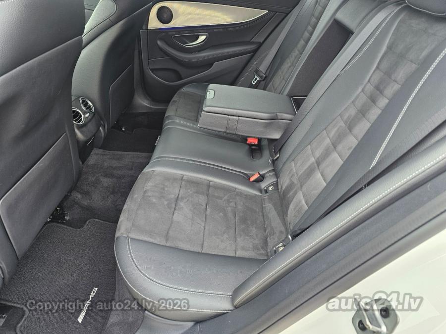 Balts Mercedes-Benz E-Class 2019 Tartu, ar dzinēja tilpumu 2.10 L un nobraukumu 243 tūkst. km par 19790 €, foto 13 vietnē AUTOMOTO.COM.LV