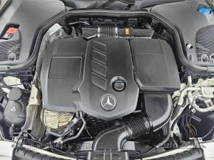 Balts Mercedes-Benz E-Class 2019 Tartu, ar dzinēja tilpumu 2.10 L un nobraukumu 243 tūkst. km par 19790 €, foto 19 vietnē AUTOMOTO.COM.LV