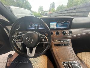 White Mercedes-Benz E-Class 2020 in Tallinn, with an engine capacity of 2.00 L and mileage of 103 thousand km for 31000 €, photo 13 on AUTOMOTO.COM.LV