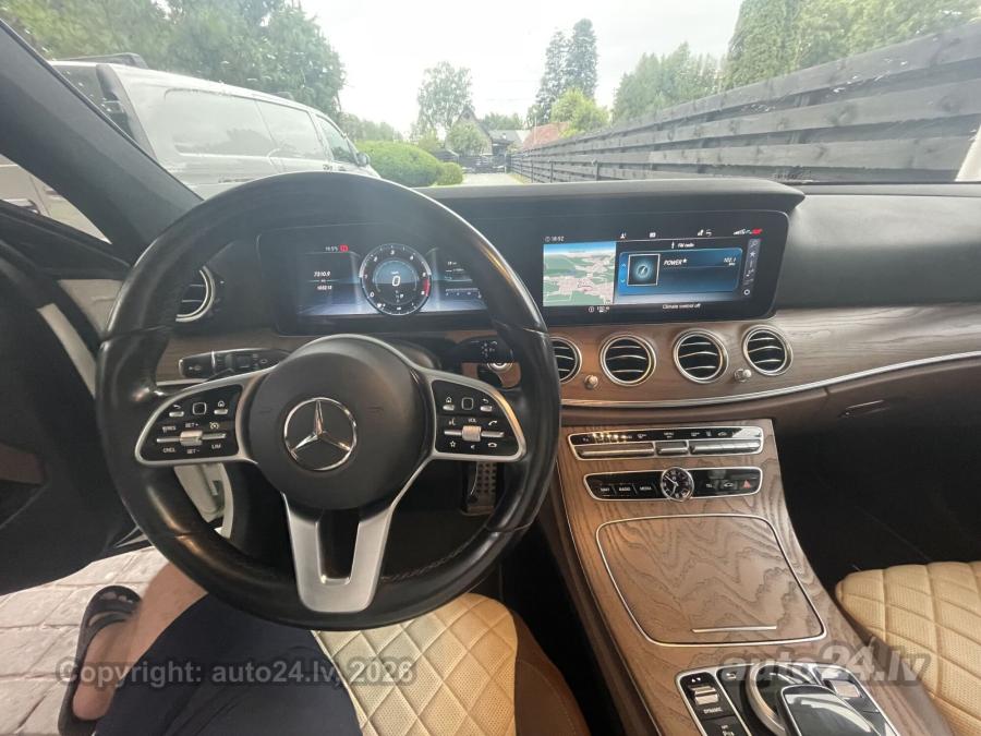 White Mercedes-Benz E-Class 2020 in Tallinn, with an engine capacity of 2.00 L and mileage of 103 thousand km for 31000 €, photo 13 on AUTOMOTO.COM.LV