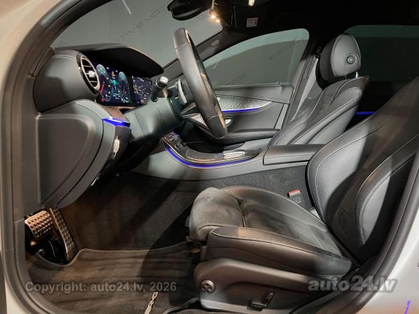 Белый Мерседес Е-Класс 2021 в Таллин, объемом двигателя 2.00 л и пробегом 139 тыс. км за 31490 €, фото 4 на AUTOMOTO.COM.LV