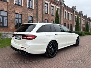 White Mercedes-Benz E-Class 2022 in Tallinn, with an engine capacity of 0.00 L and mileage of 118 thousand km for 30990 €, photo 5 on AUTOMOTO.COM.LV