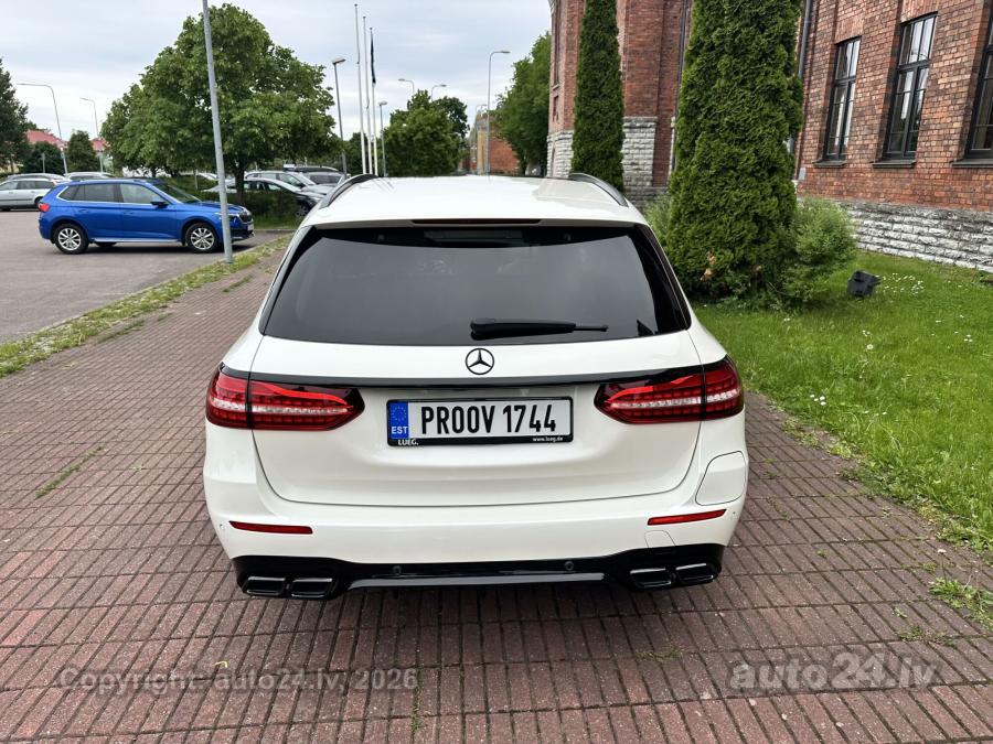 White Mercedes-Benz E-Class 2022 in Tallinn, with an engine capacity of 0.00 L and mileage of 118 thousand km for 30990 €, photo 9 on AUTOMOTO.COM.LV