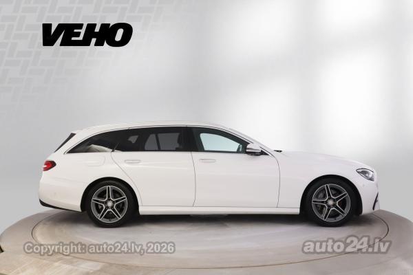 White Mercedes-Benz E-Class 2022 in Tallinn, with an engine capacity of 2.00 L and mileage of 59 thousand km for 33900 €, photo 6 on AUTOMOTO.COM.LV