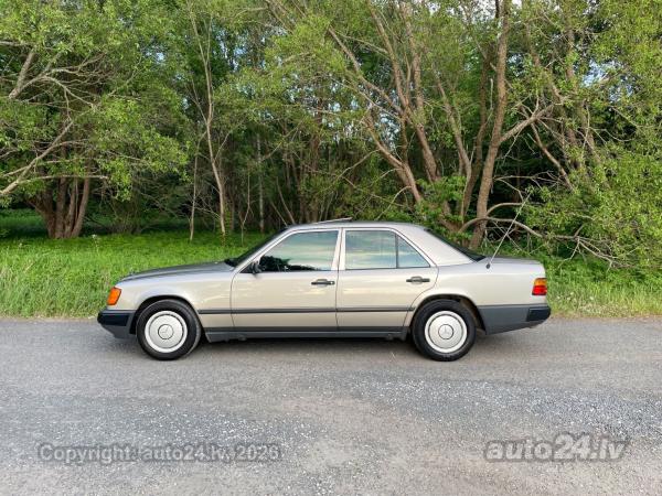 Dzeltens Mercedes-Benz E-Class 1989 Pērnava, ar dzinēja tilpumu 2.00 L un nobraukumu 110 tūkst. km par 5699 €, foto 6 vietnē AUTOMOTO.COM.LV