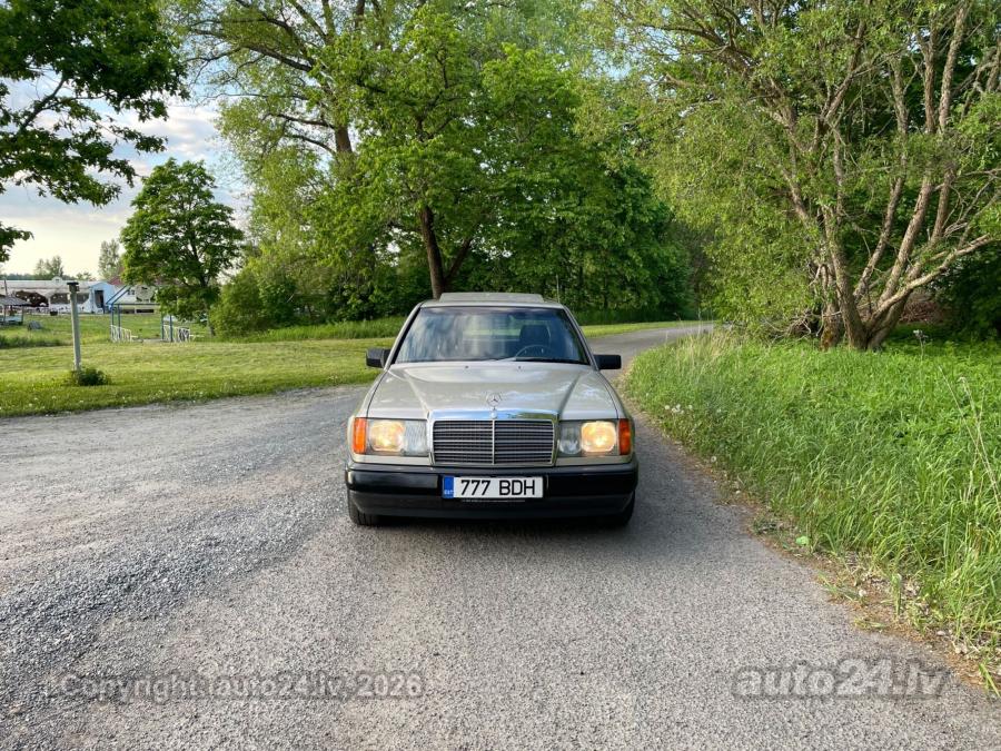 Dzeltens Mercedes-Benz E-Class 1989 Pērnava, ar dzinēja tilpumu 2.00 L un nobraukumu 110 tūkst. km par 5699 €, foto 9 vietnē AUTOMOTO.COM.LV