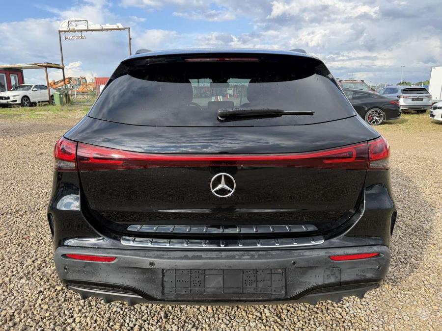 Melns Mercedes-Benz EQA 2021 Viļņa, ar dzinēja tilpumu 0.00 L un nobraukumu 108 tūkst. km par 23500 €, foto 5 vietnē AUTOMOTO.COM.LV