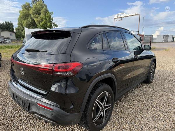 Black Mercedes-Benz EQA 2021 in Vilnius, with an engine capacity of 0.00 L and mileage of 108 thousand km for 23500 €, photo 8 on AUTOMOTO.COM.LV