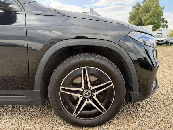Black Mercedes-Benz EQA 2021 in Vilnius, with an engine capacity of 0.00 L and mileage of 108 thousand km for 23500 €, photo 10 on AUTOMOTO.COM.LV