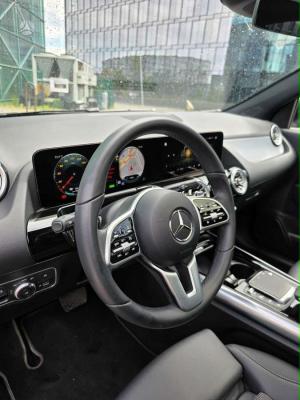 Melns Mercedes-Benz EQA 2023 Viļņa, ar dzinēja tilpumu 0.00 L un nobraukumu 32 tūkst. km par 32900 €, foto 9 vietnē AUTOMOTO.COM.LV