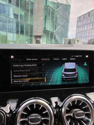 Melns Mercedes-Benz EQA 2023 Viļņa, ar dzinēja tilpumu 0.00 L un nobraukumu 32 tūkst. km par 32900 €, foto 15 vietnē AUTOMOTO.COM.LV