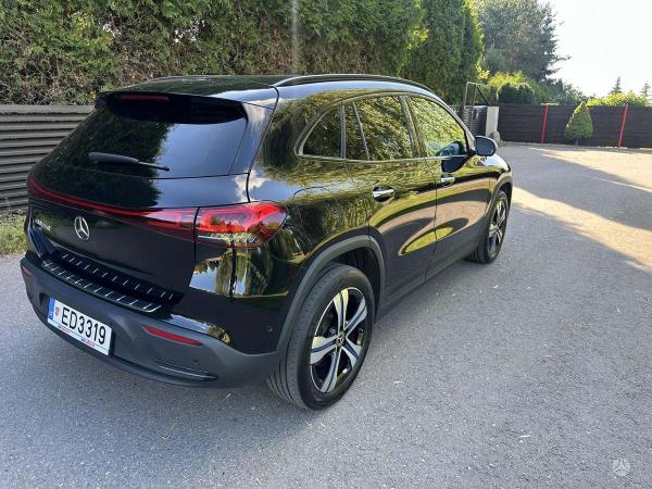 Black Mercedes-Benz EQA 2023 in Kaunas, with an engine capacity of 0.00 L and mileage of 59 thousand km for 29700 €, photo 6 on AUTOMOTO.COM.LV