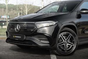 Black Mercedes-Benz EQA 2023 in Vilnius, with an engine capacity of 0.00 L and mileage of 22 thousand km for 29500 €, photo 3 on AUTOMOTO.COM.LV