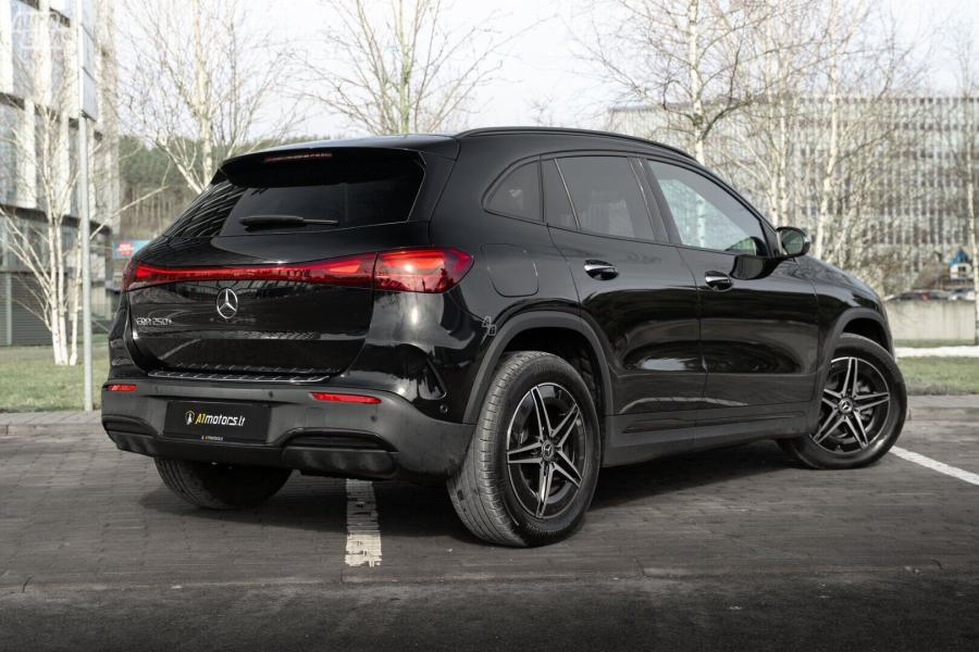 Black Mercedes-Benz EQA 2023 in Vilnius, with an engine capacity of 0.00 L and mileage of 22 thousand km for 29500 €, photo 5 on AUTOMOTO.COM.LV