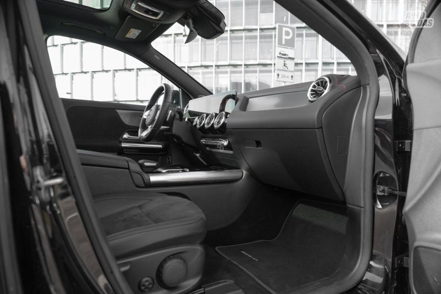 Black Mercedes-Benz EQA 2023 in Vilnius, with an engine capacity of 0.00 L and mileage of 22 thousand km for 29500 €, photo 19 on AUTOMOTO.COM.LV